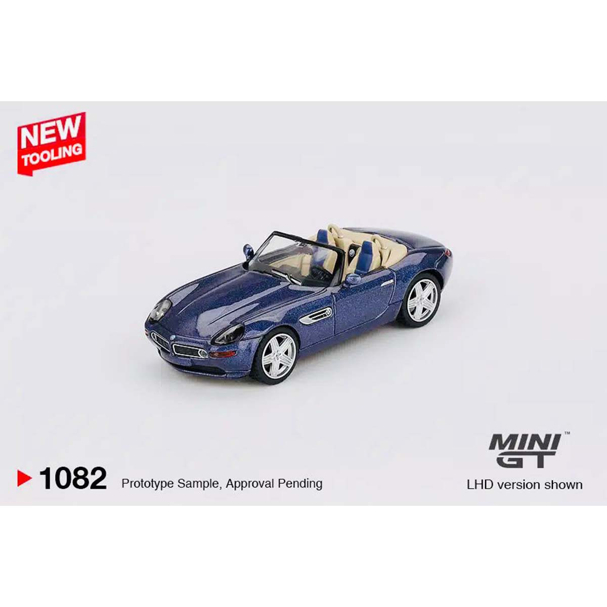 BMW Z8 ALPHA BLUE – Frizbee